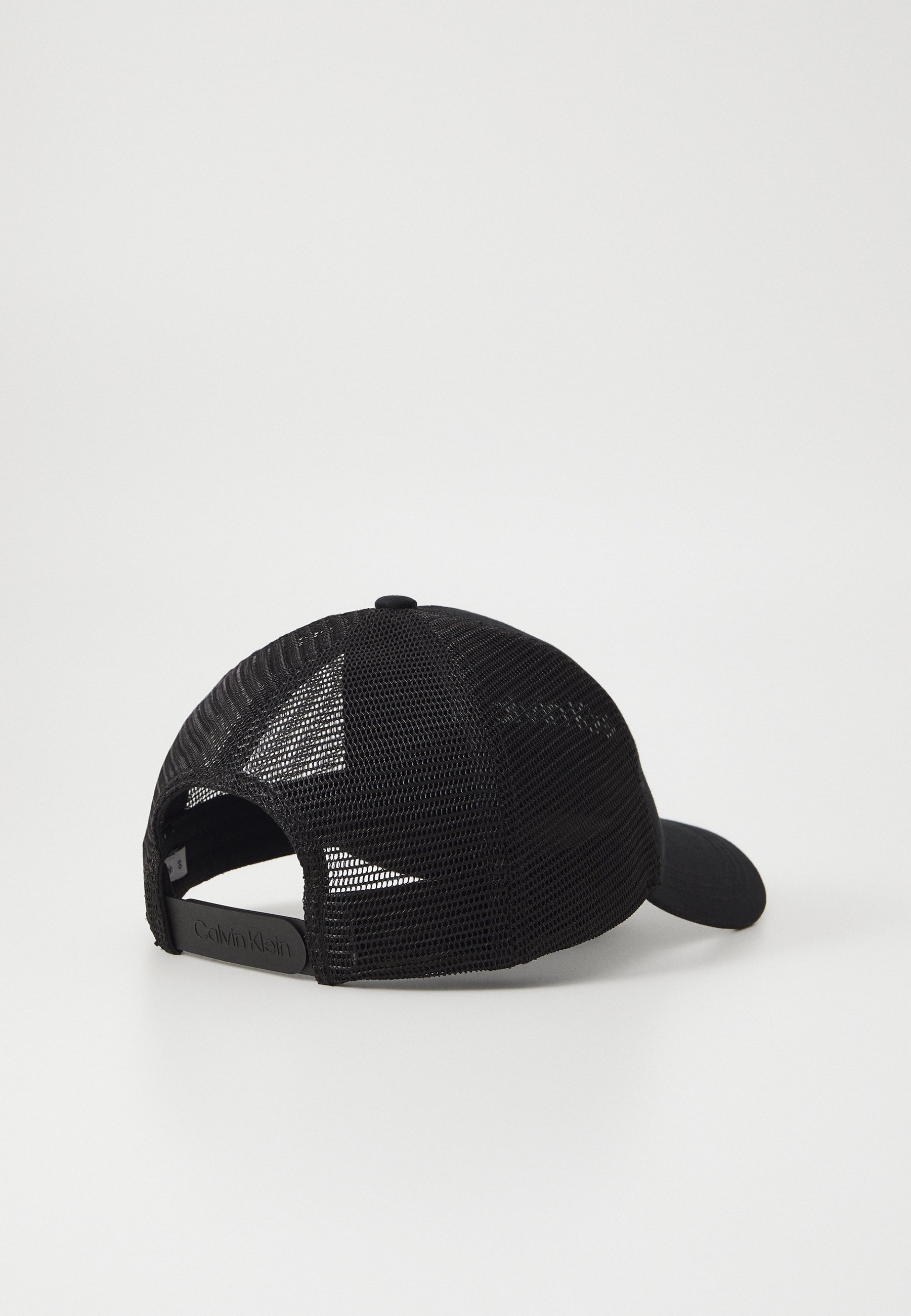 Calvin Klein TONAL PATCH TRUCKER UNISEX Cap black Zalando