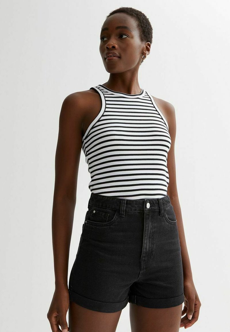 New Look Tall TALL MOM - DENIM SHORTS - Denim shorts - black - Zalando