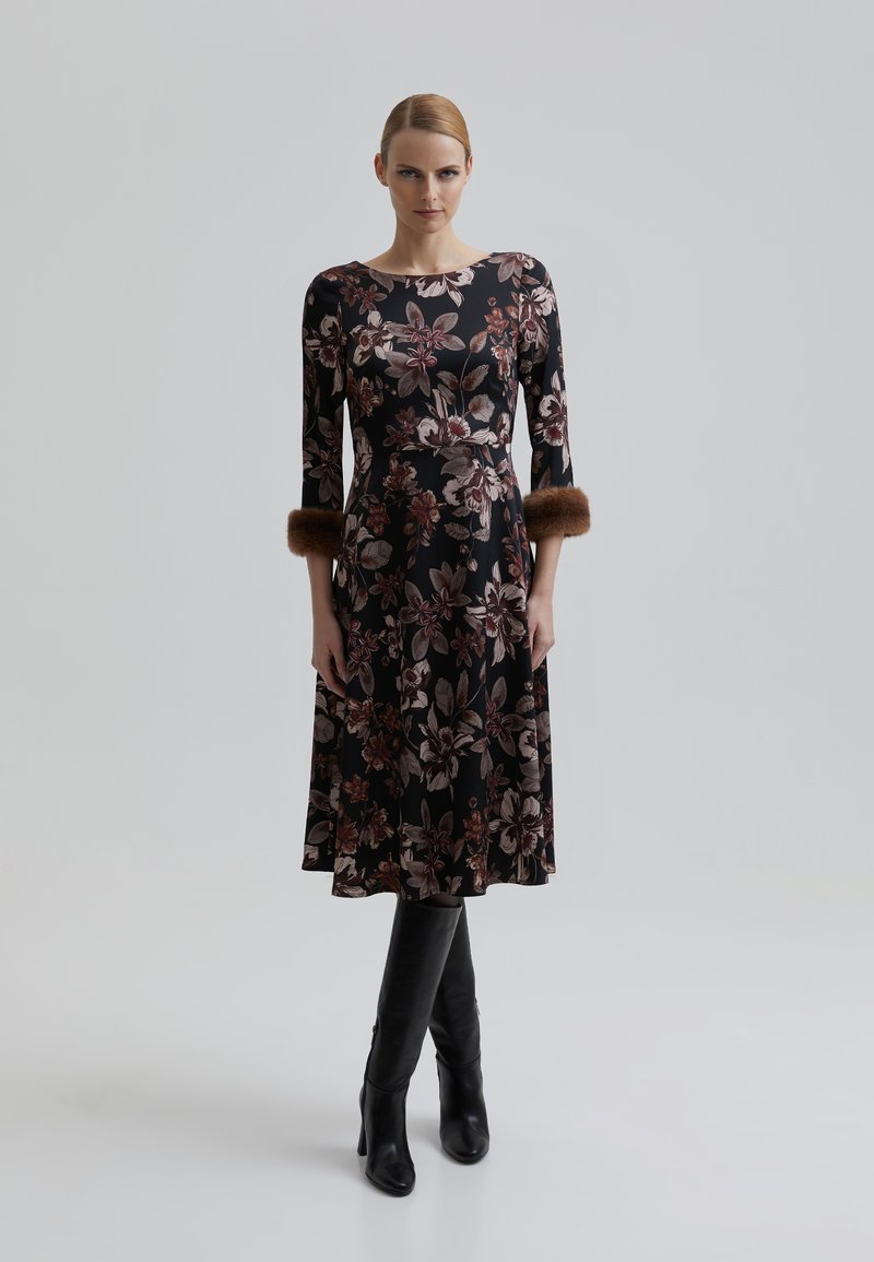 ANDIATA EVANIE - Cocktail dress / Party dress - black flower/mottled ...