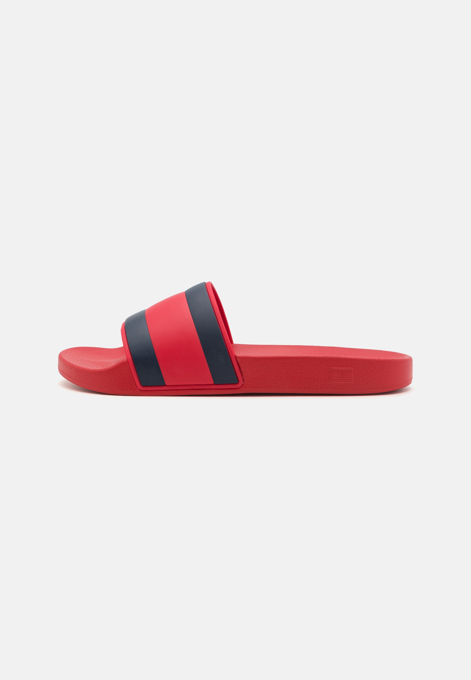 Tommy hilfiger flag pool slide store