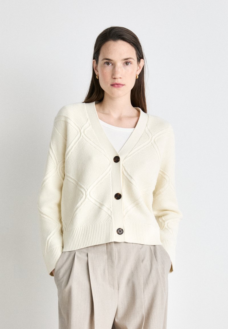 GANT TEXTURE CARDIGAN - Cardigan - cream/off-white - Zalando.ie