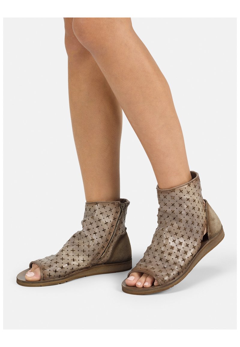 Felmini Sandales classiques / Spartiates - lead grey/marron - ZALANDO.FR