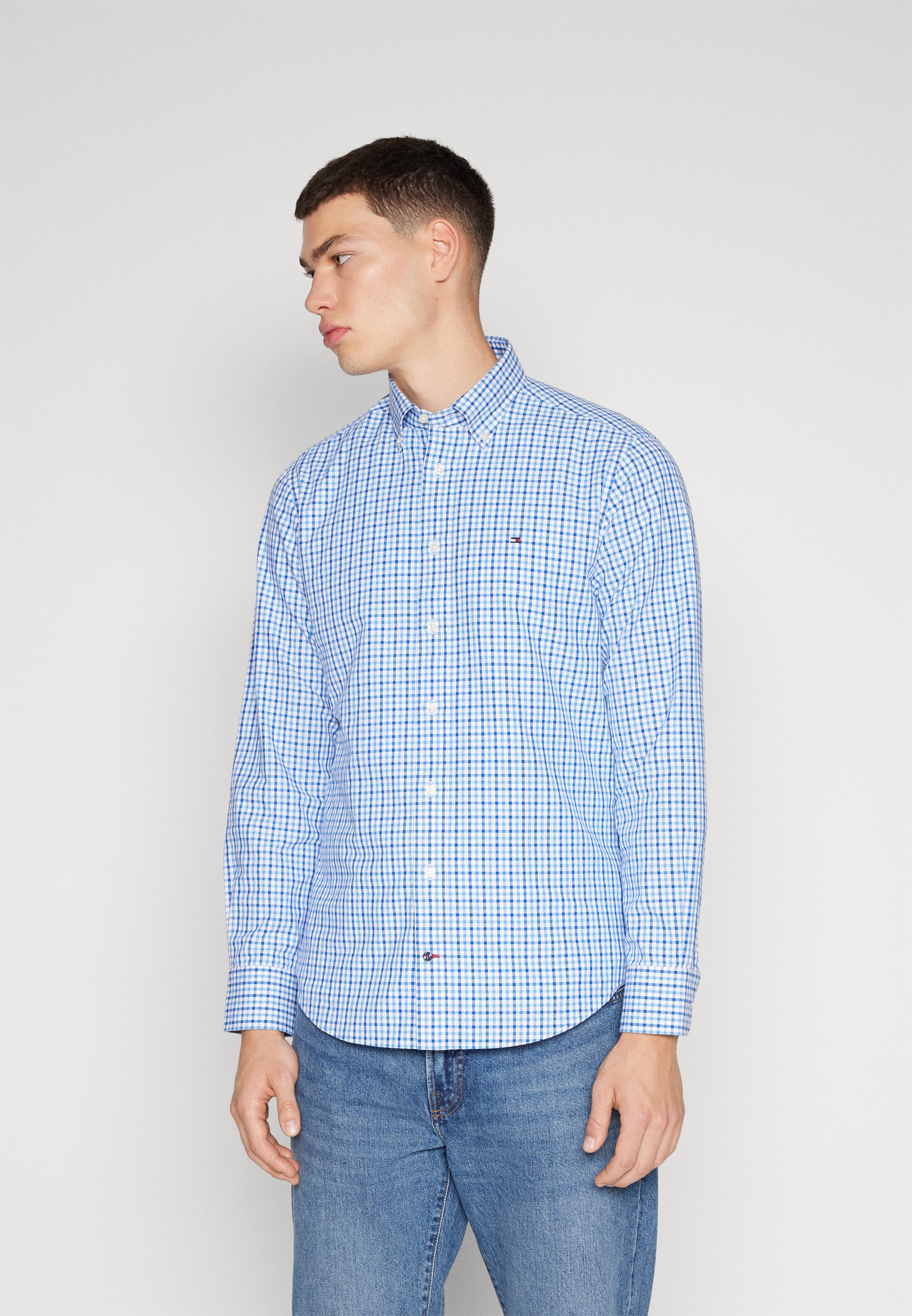 Tommy hilfiger blue oxford shirt store