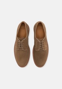 Hackett London DEVON - Schnürer - surplus green/grün - Zalando.de