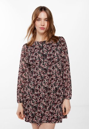 Springfield Women’s Dresses online | Discover your new dress at ZALANDO