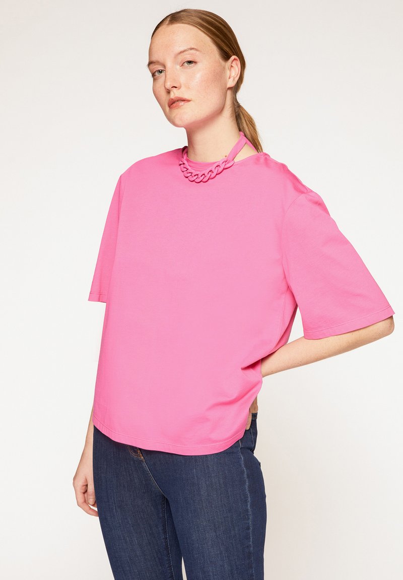 Motivi Amplia Con Collar T Shirt Print Fucsia Neonpink Zalando De