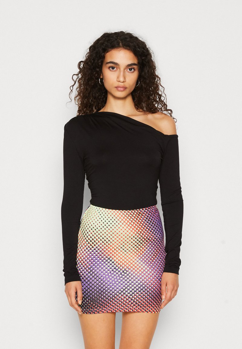 NA-KD OFF SHOULDER - Long sleeved top - black - Zalando.de