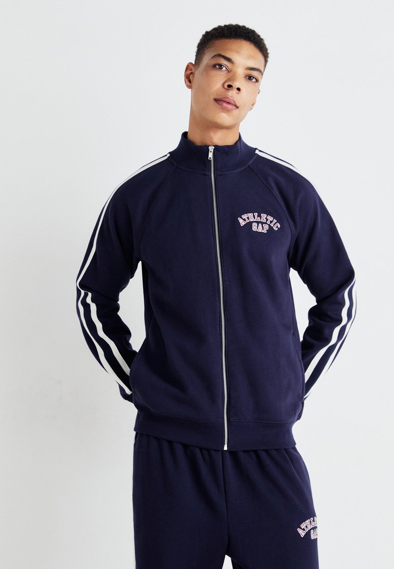 GAP LOGO TRACK JACKET - Zip-up sweatshirt - navy uniform/black - Zalando.ie