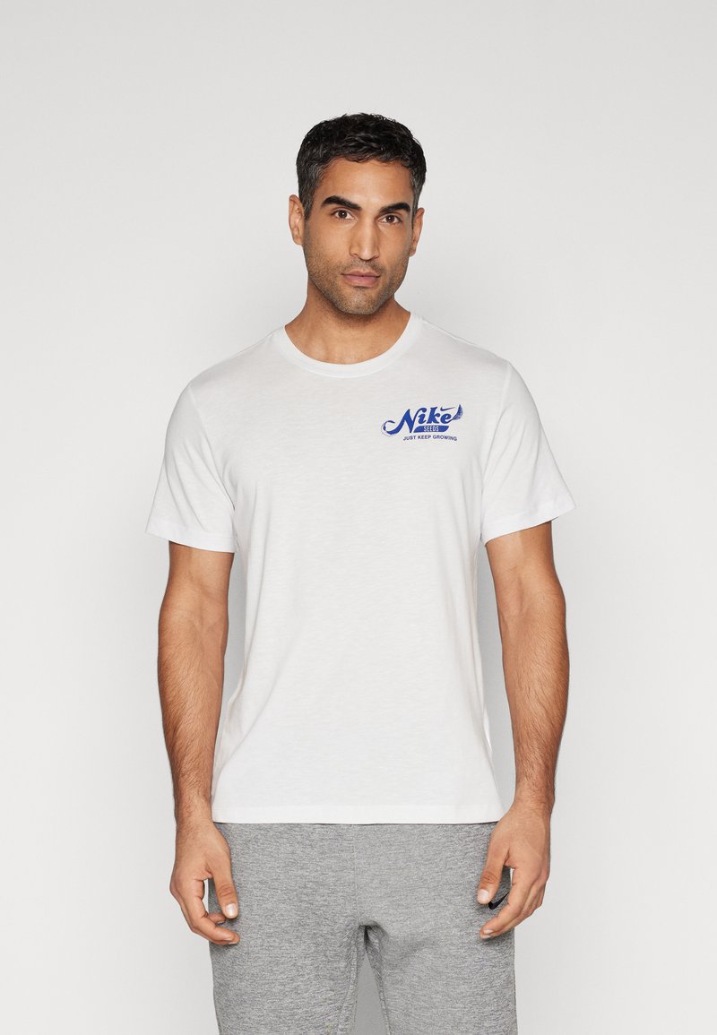Nike Performance TEE SLUB - Print T-shirt - platinum tint/grey - Zalando