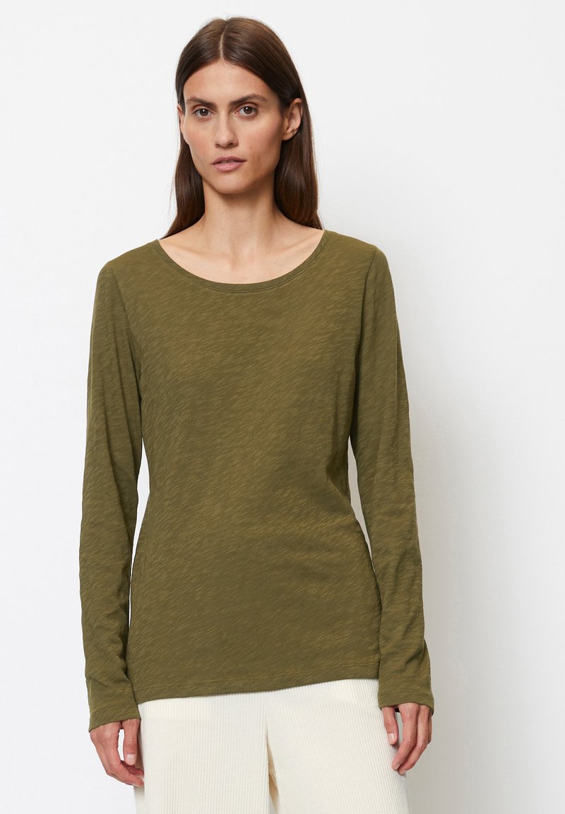 Marc O'Polo ROUND NECK - Langarmshirt - forest floor/dunkelbraun ...