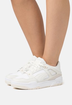 Puma SLIPSTREAM UNISEX - Sneakers laag - white/warm white/dusty tan/wit ...