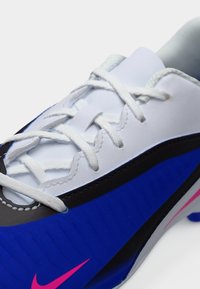 Nike Performance PHANTOM 6 LOW CLUB FG/MG - Football boots artificial ...