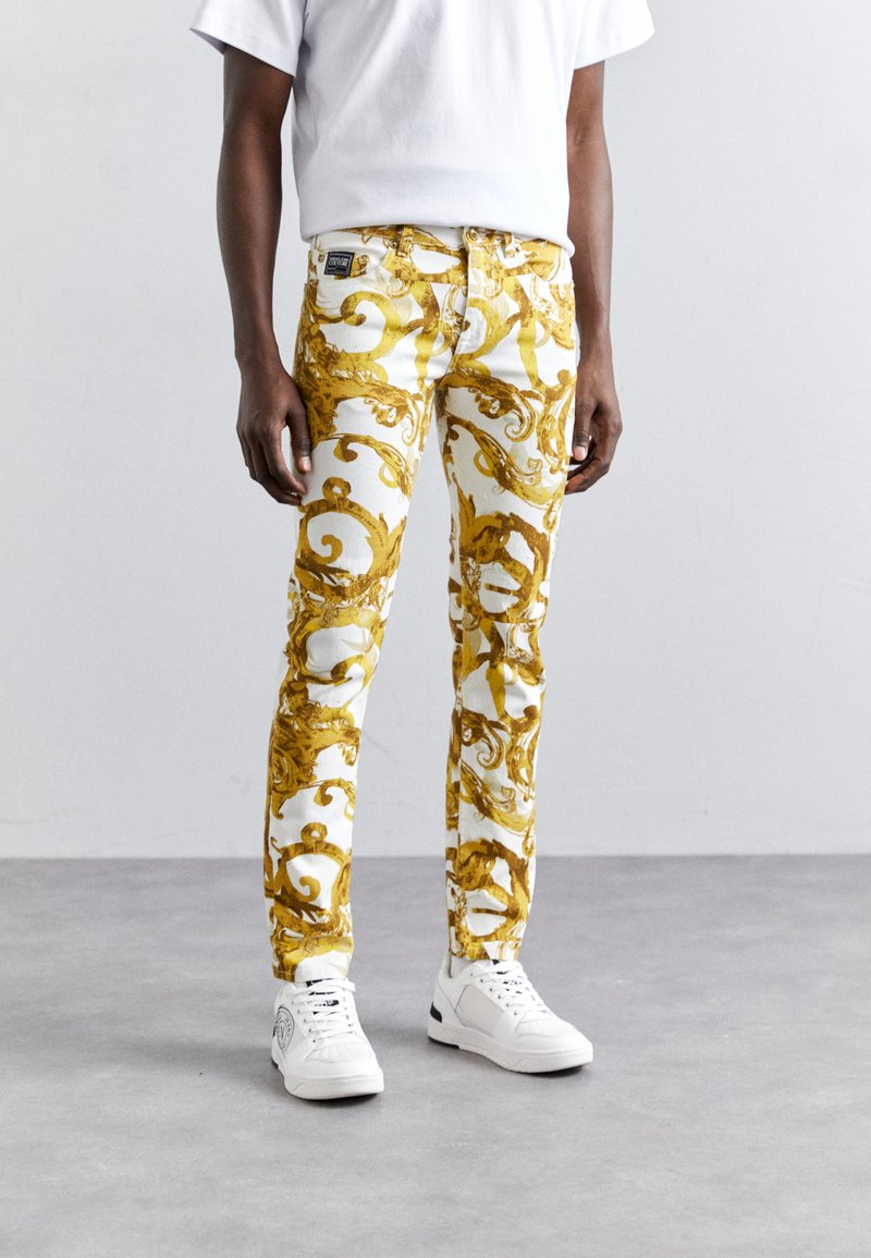 Versace Jeans Couture SLIM MILANO - Jeans Straight Leg - white/gold ...