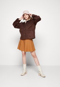Monki Light jacket - brown dark/brown - Zalando