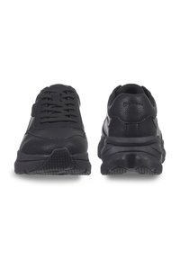 Luhta LOW-CUT- FREESI MR - Chaussures de running sur route - schwarz ...