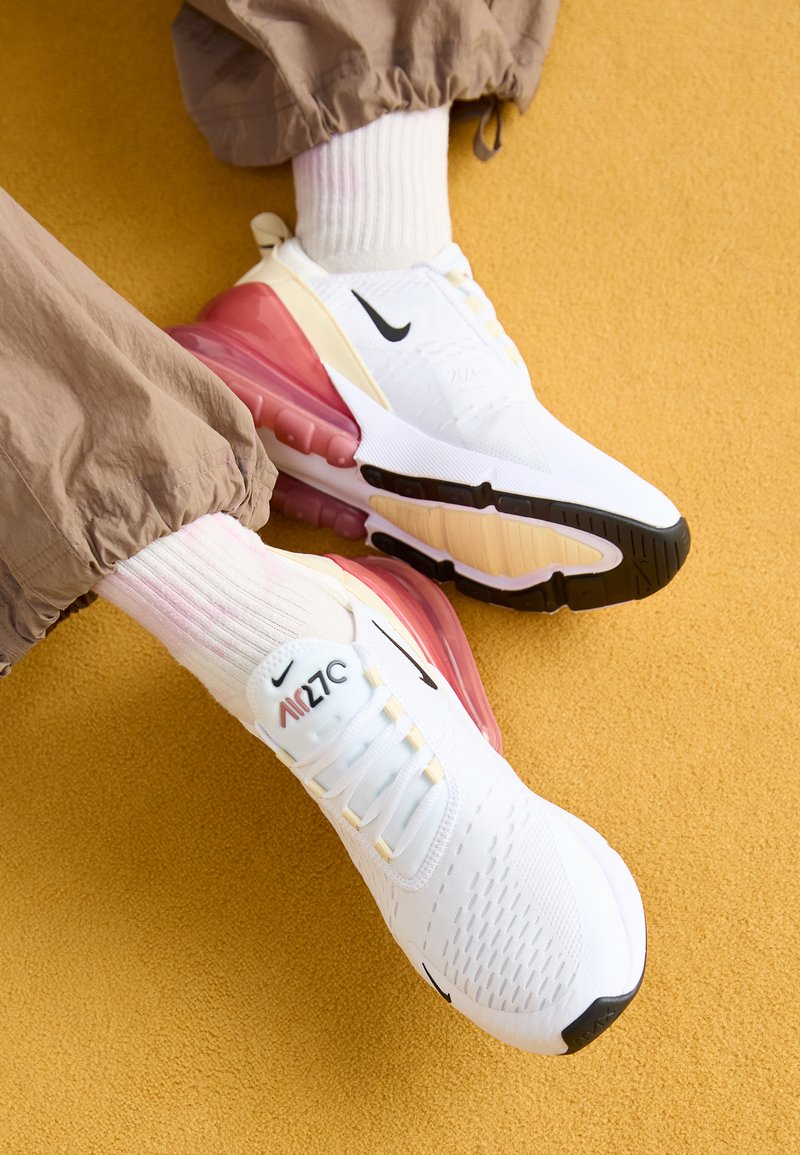 Nike Sportswear AIR MAX 270 - Joggesko - white/black/pale ivory/muslin ...