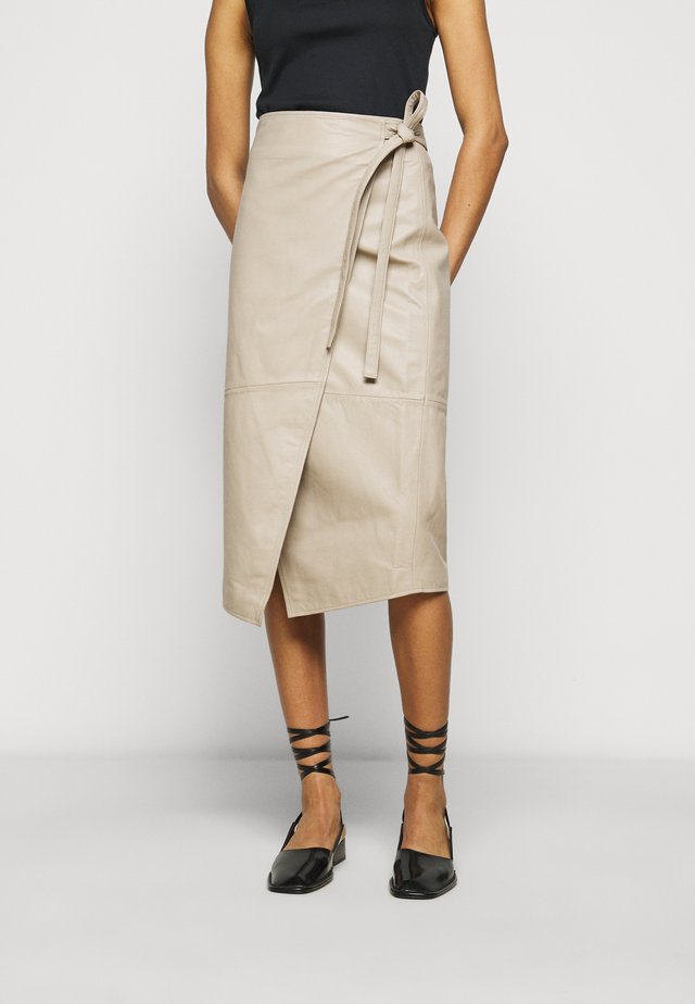 Lederrock | Entdecke die angesagten Trendröcke online bei ZALANDO