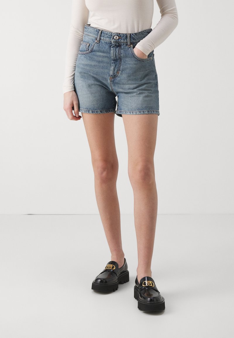 Sportmax OVALE - Denim shorts - medio vintage/black - Zalando.ie