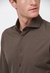 PROFUOMO JAPANESE FABRIC - Chemise - brown/marron - ZALANDO.FR