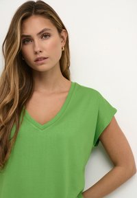 Kaffe LISE - T-Shirt basic - poison green/grün - Zalando.at