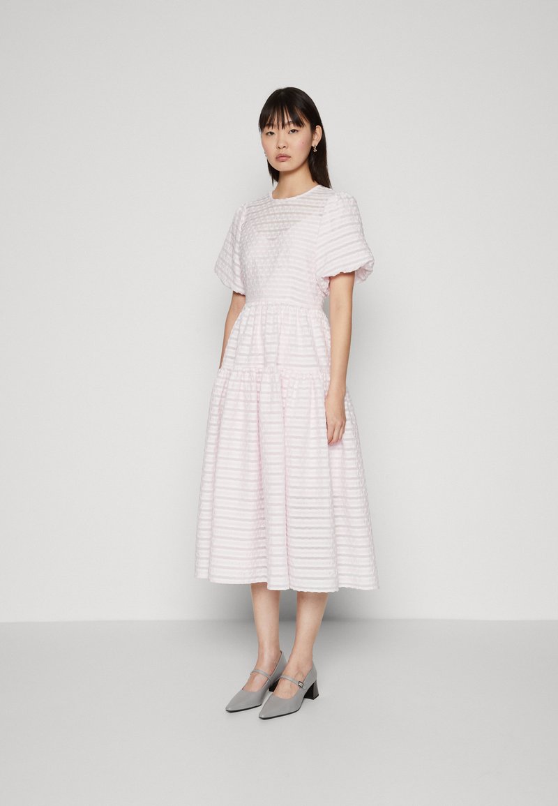 Selected Femme SLFROCHELLE STRUCTURED MIDI DRESS - Cocktail dress ...