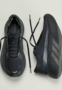 adidas Performance HYPERBOOST EDGE - Laufschuh Straße - core black ...