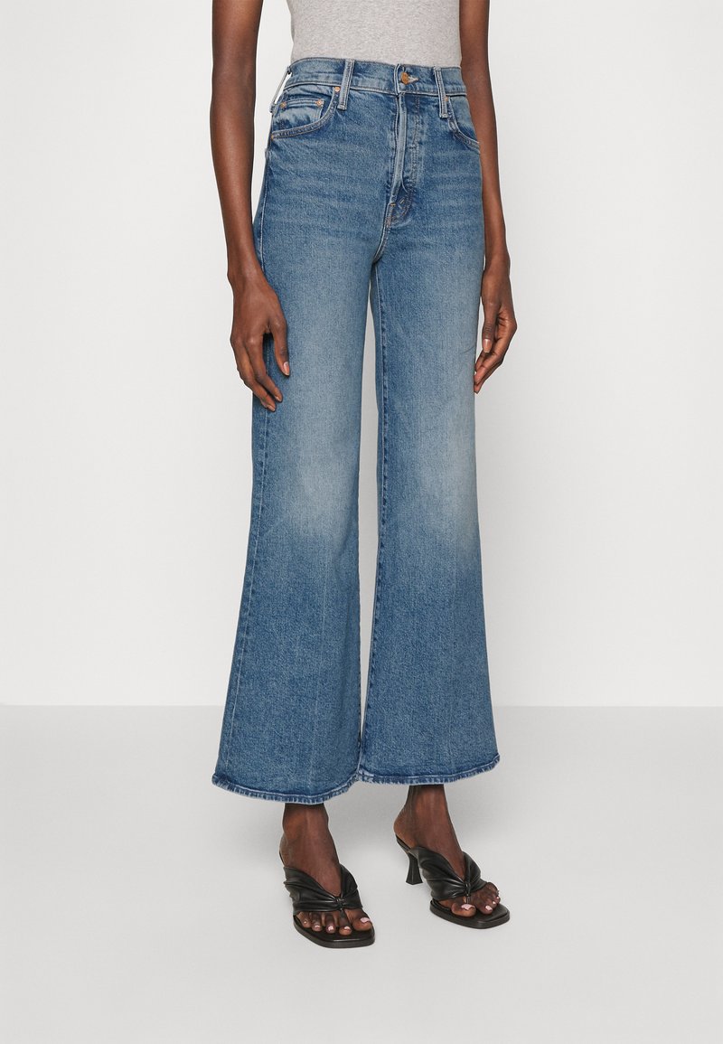 Mother THE TOMCAT ROLLER - Flared Jeans - other moods/blue denim ...