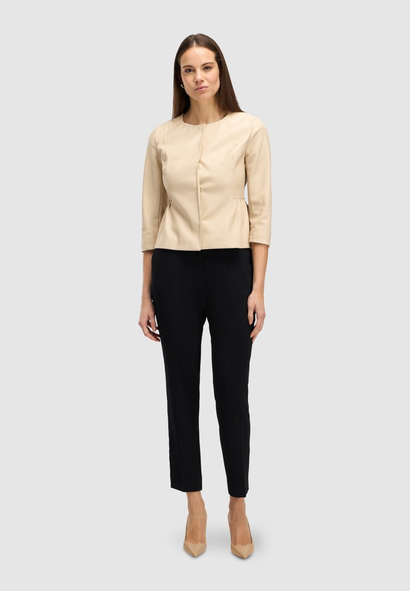 Oltre Peplum Kunstlederjacke Beige Zalando De