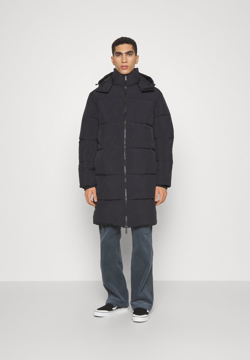 KnowledgeCotton Apparel LONG PUFFER COAT VEGAN - Winterjas - black jet ...