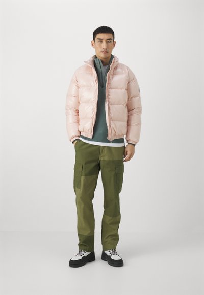 PYRENEX VINTAGE MYTHIC - Daunenjacke - peach whip/rosa - Zalando.at