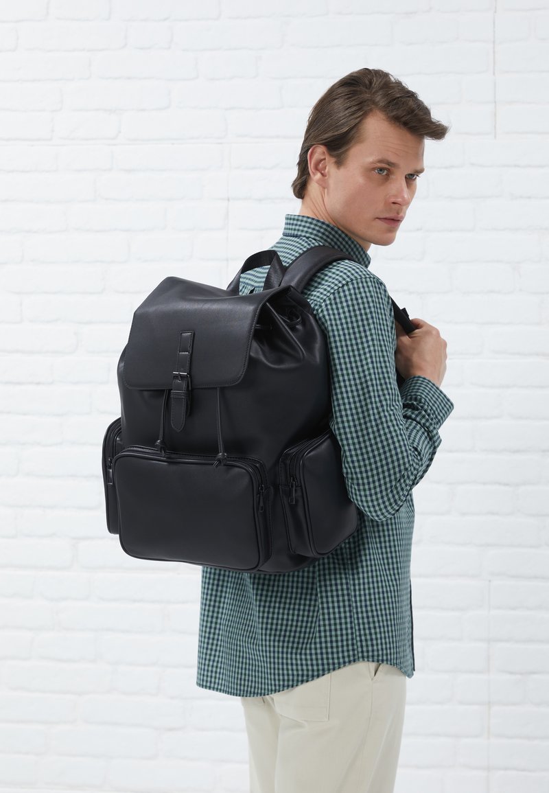 Pier One Rucksack - black - Zalando