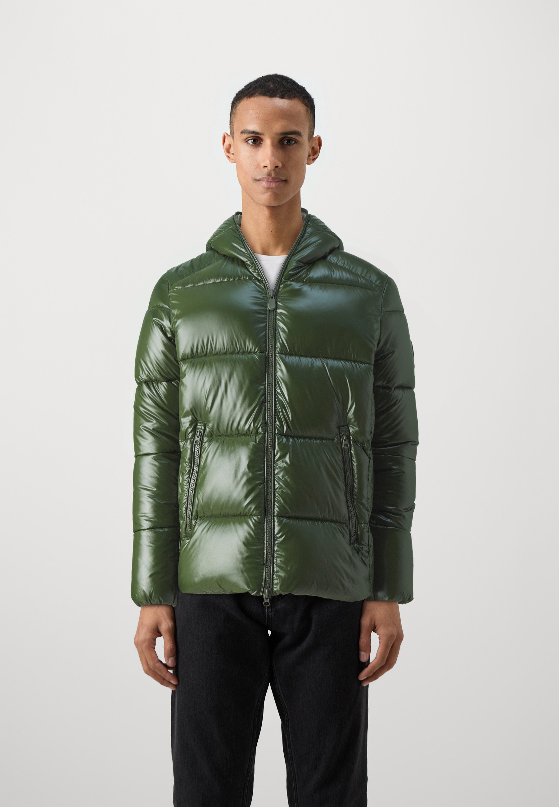 Save the duck jacket store