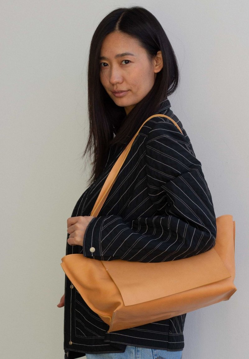 BALAGAN ISHA - Handväska - natural/kamel - Zalando.se