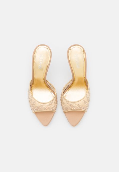 GEDEBE ARYA MULE - Pantolette hoch - nude/golden shadow/goldfarben ...