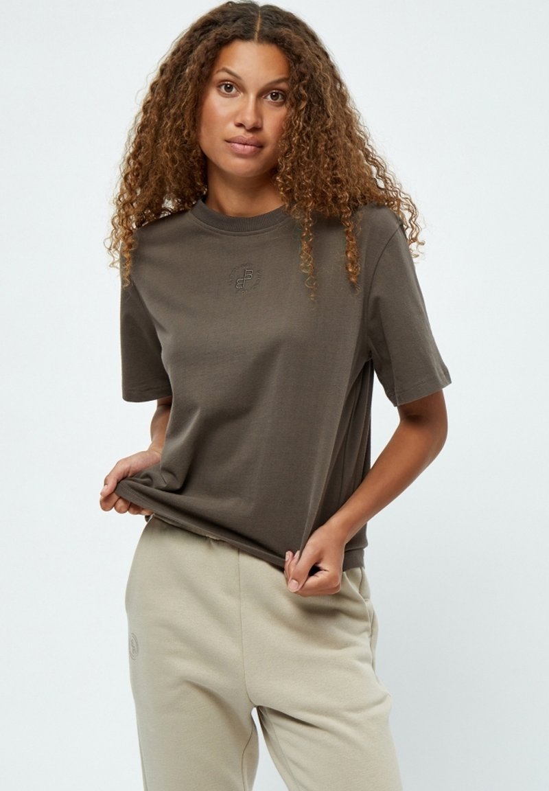 Beyond Now Camiseta básica - beluga green/verde oscuro - Zalando.es