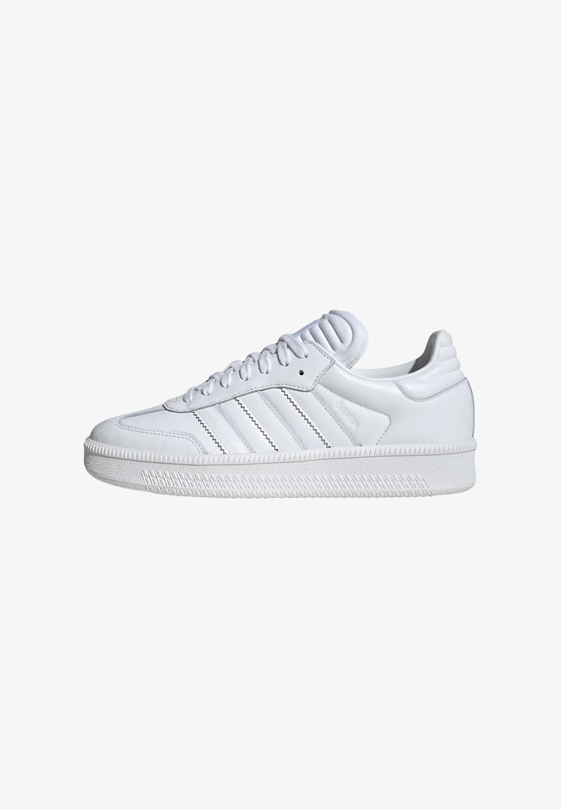 Adidas Originals SAMBA XLG UNISEX Zapatillas Ftwr White blanco adidas-originals-samba-xlg-unisex-zapatillas-ftwr-white-blanco