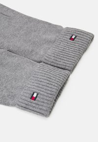 Tommy Hilfiger ESSENTIAL FLAG GLOVES - Fingerhandschuh - medium grey heather/grau - Zalando.ch