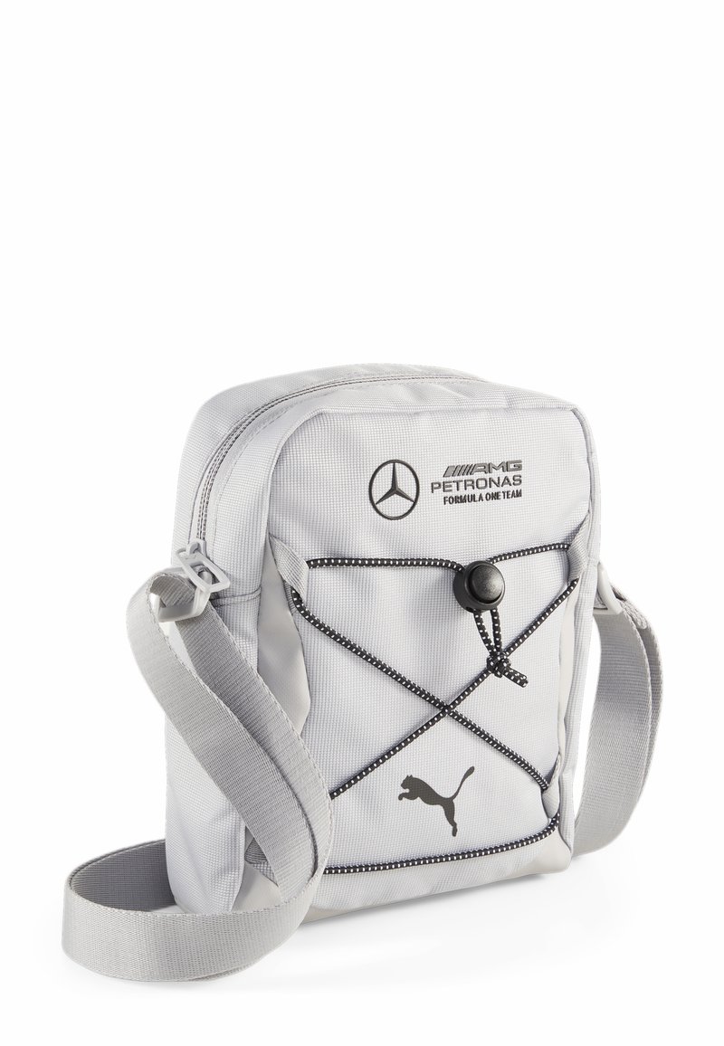 Puma MERCEDES-AMG PETRONAS MOTORSPORT - Geantă crossbody - team silver ...