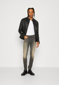 Denham BOLT - Jeans Slim Fit - grey denim - Zalando.at