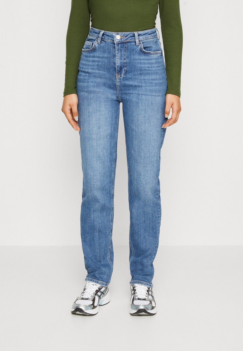 Aware VMWILMA MOM - Vaqueros rectos - medium blue denim/blue denim ...