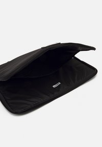 DAY ET GWENETH COMPUTER - Computertasker - black/sort - Zalando.dk