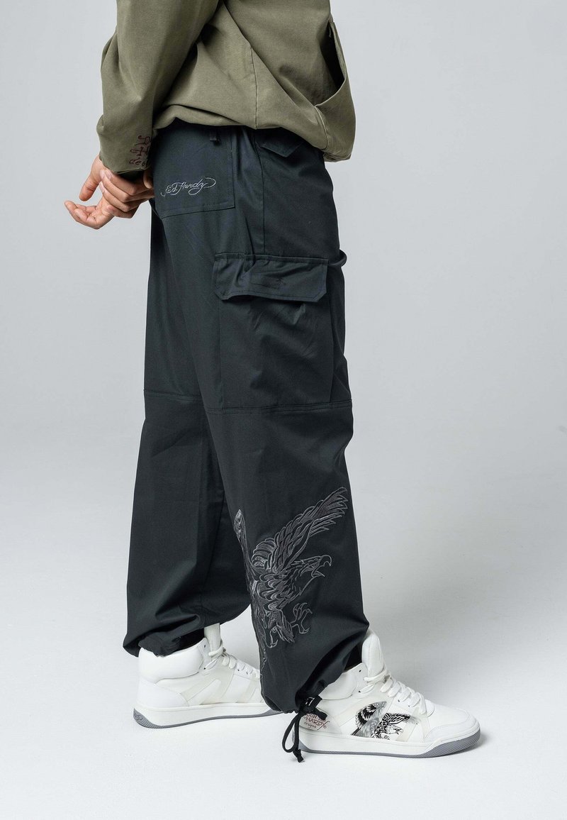Ed Hardy EAGLE SWOOP - Pantalon cargo - black/anthracite - ZALANDO.FR