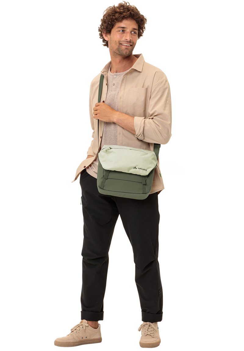 Vaude ROM III UMHÄNGE - Sac bandoulière - cedar wood/vert clair ...