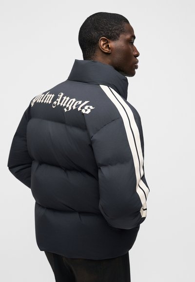 Palm Angels CLASSIC LOGO TRACK DOWN - Dunjakker - black/sort - Zalando.dk