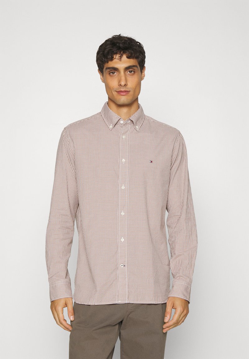 Tommy Hilfiger SOFT FLEX GINGHAM - Camicia - desert khaki/optic white ...