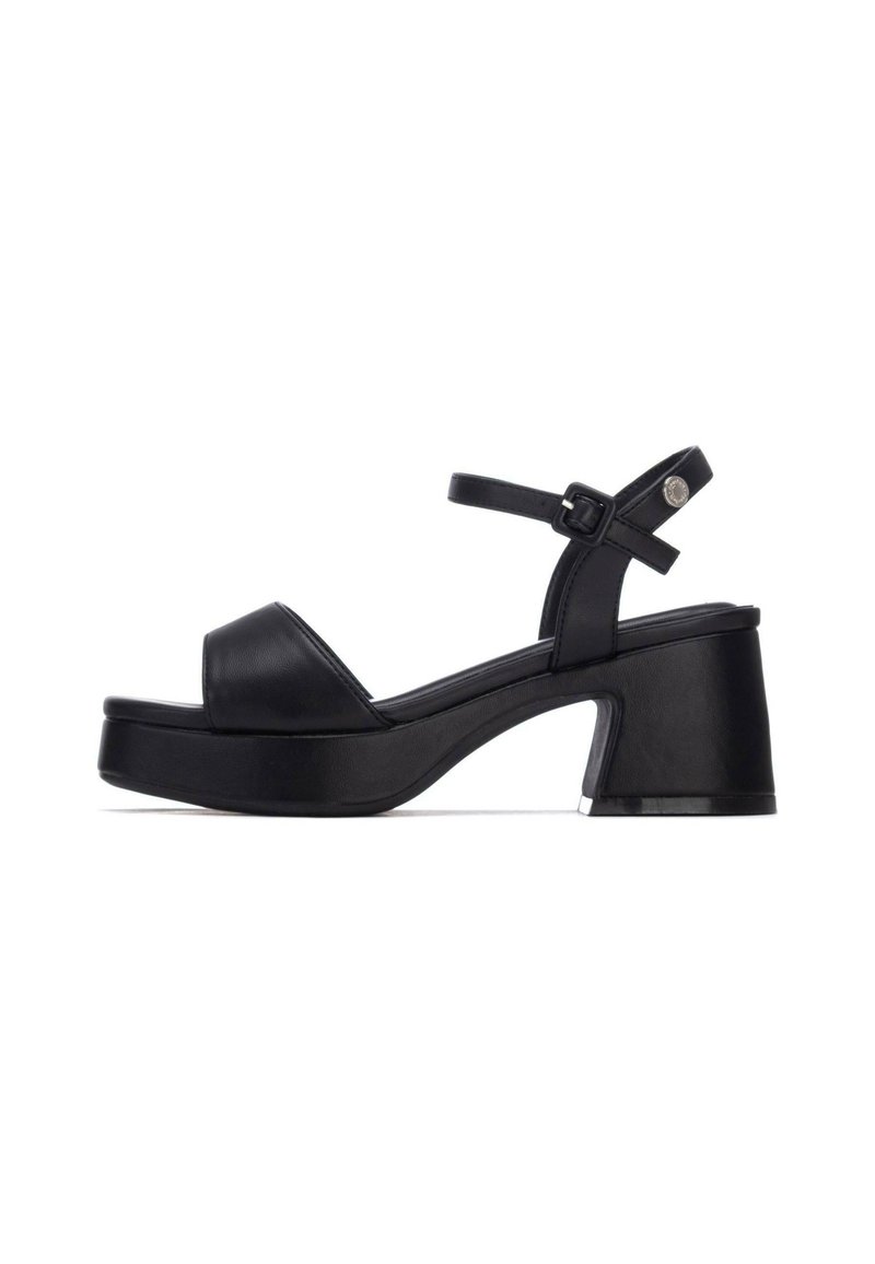 Refresh Sandalias con plataforma - black/negro - Zalando.es
