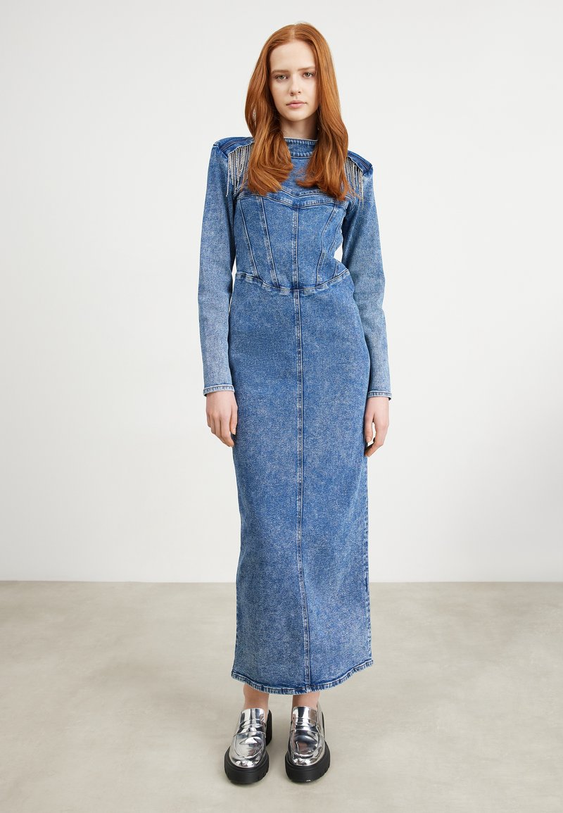 Gestuz FRILLY LONG DRESS - Denim dress - mid blue washed/blue denim ...