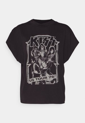 Urban Classics CAMO TECH CYCLE - Short - wood digital camo/multicolore ...