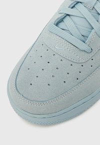 Nike Sportswear AIR FORCE 1 UNISEX - Sneakers basse - light armory blue ...