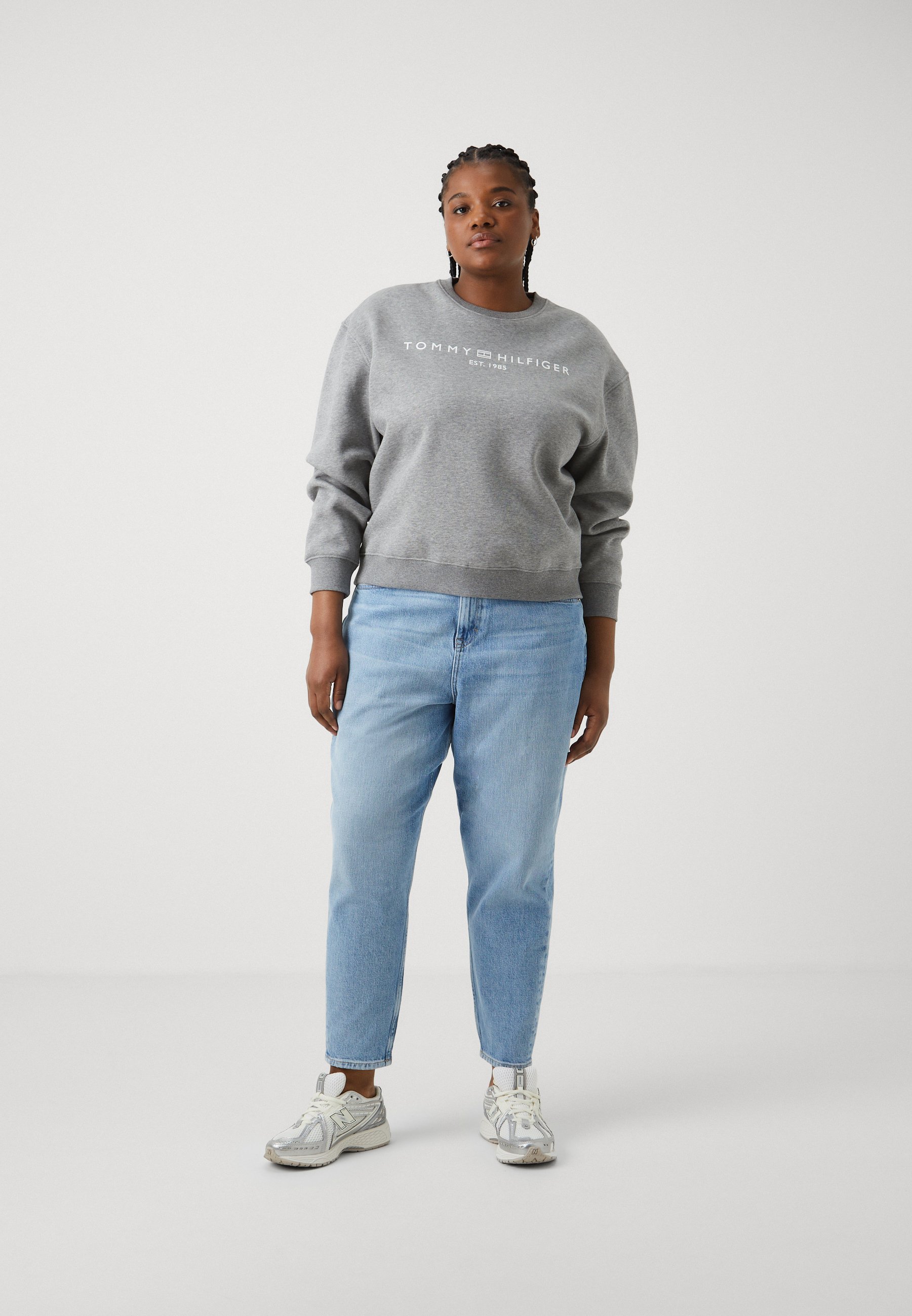Tommy Hilfiger Curve LOGO Sweatshirt medium grey heather grau Zalando